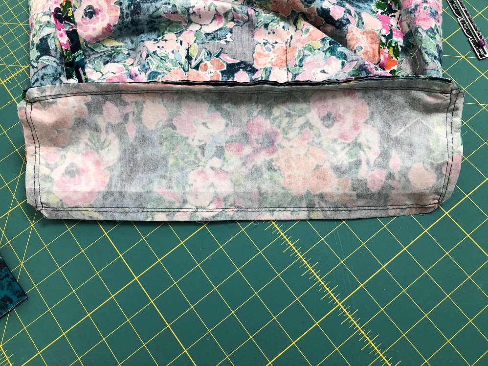 Sew Simple Tote Tutorial – Sew Beach Life